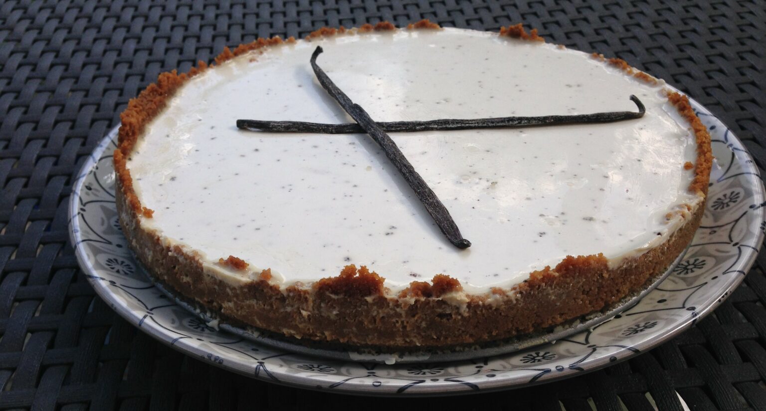 Cheesecake vanille double couches avec sa panna cotta | Les ...