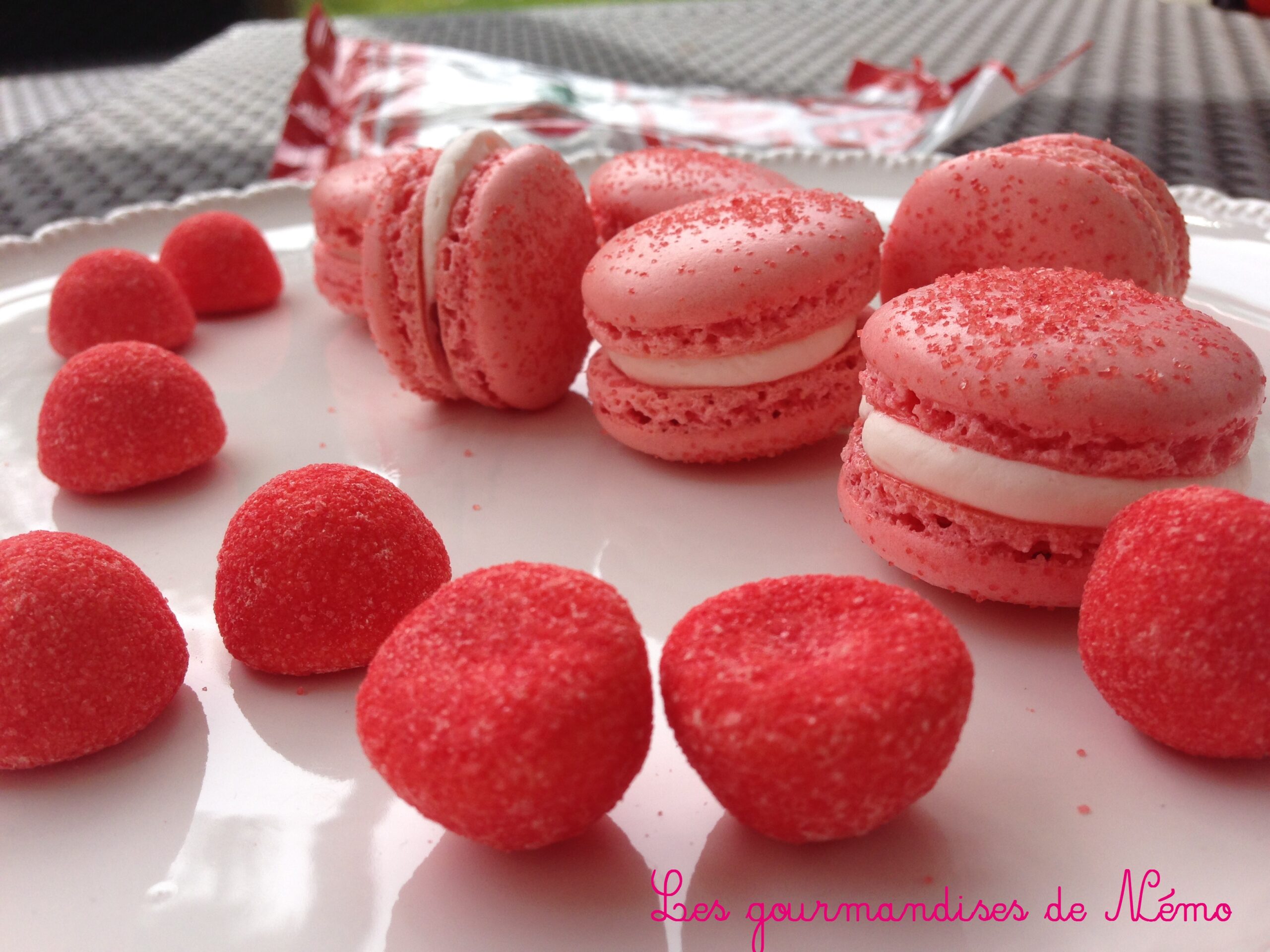 Macarons à la fraise Tagada | Les Gourmandises de Némo