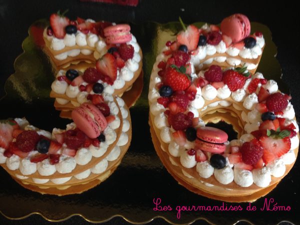 Number cake aux fruits rouges | Les Gourmandises de Némo