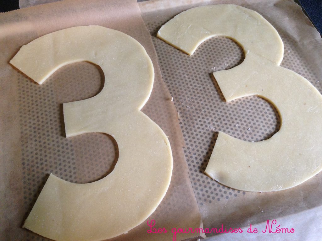 Number cake aux fruits rouges | Les Gourmandises de Némo